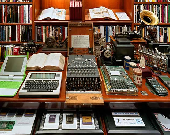 Library of Human Imagination | Travel Between The Pages